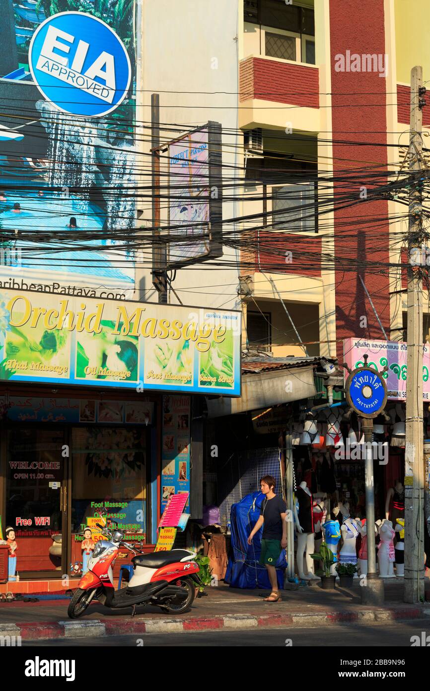 Pattaya street scene hi-res stock photography and images - Alamy