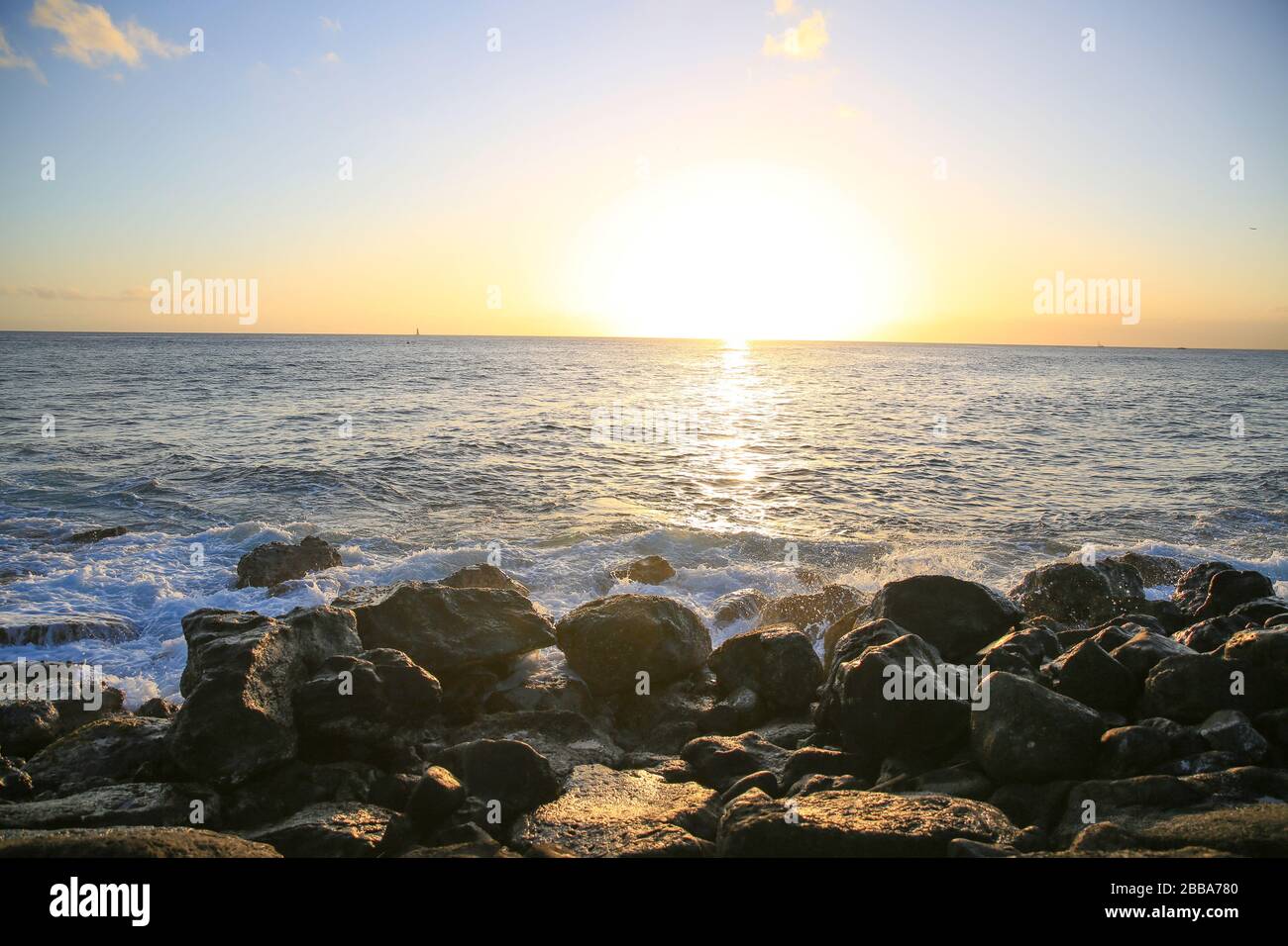 ocean view form the mountain oahu hawaii Stock Photo - Alamy