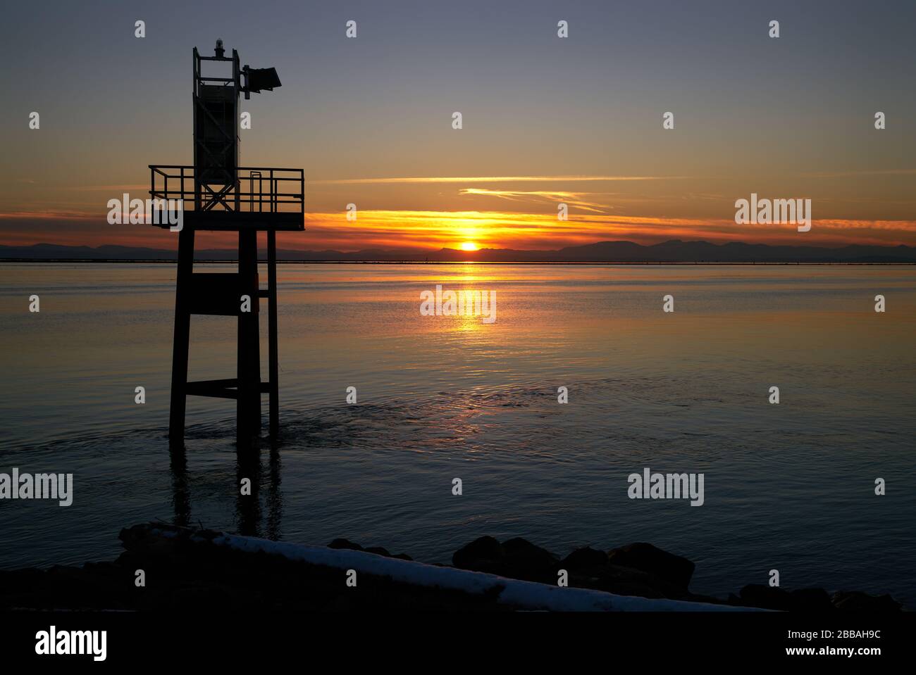 Garry Point Strait of Georgia Sunset. Georgia Strait sunset behind the ...