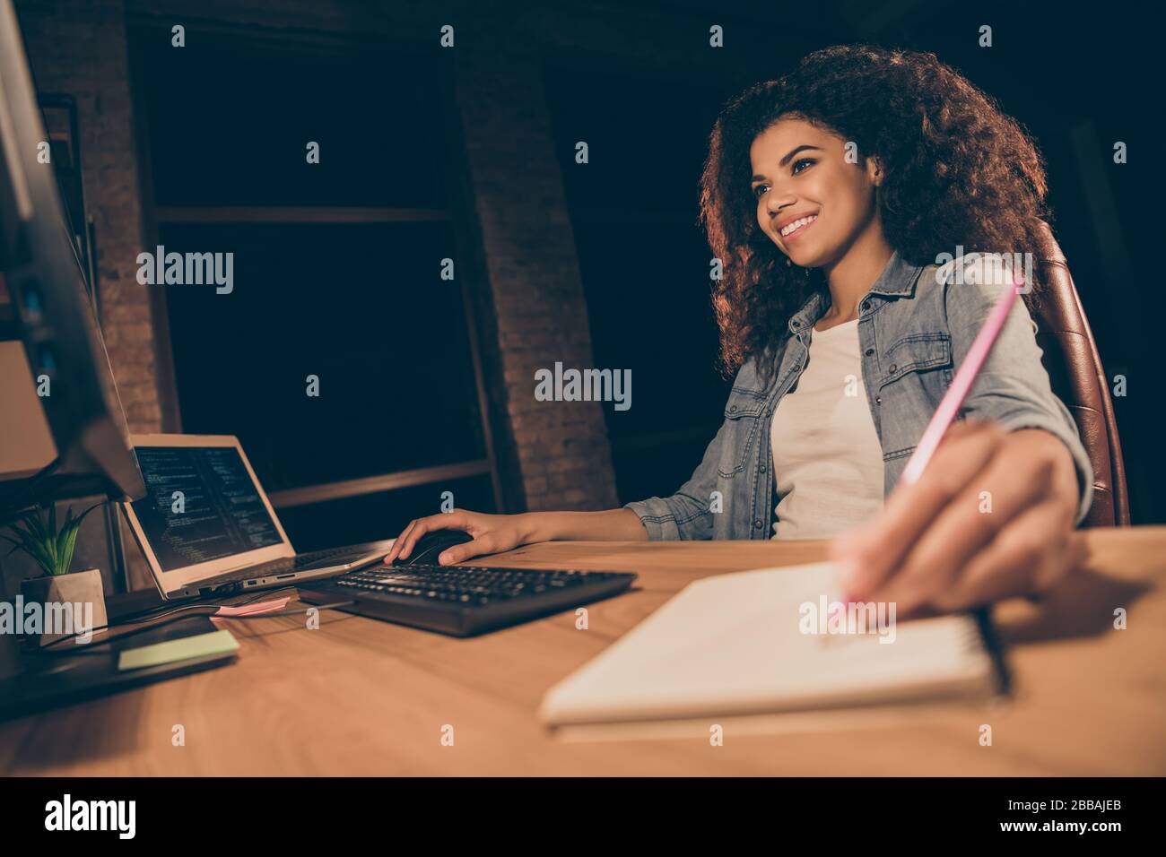 African american hacker hi-res stock photography and images - Alamy