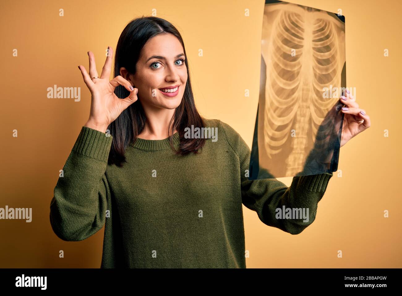 Ok sign hand xray hi-res stock photography and images - Alamy