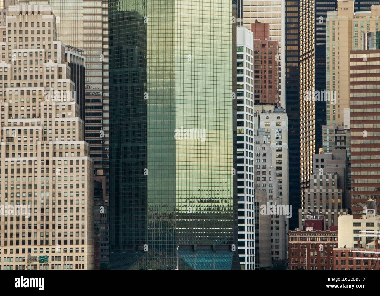 Iconic lower manhattan hi-res stock photography and images - Alamy