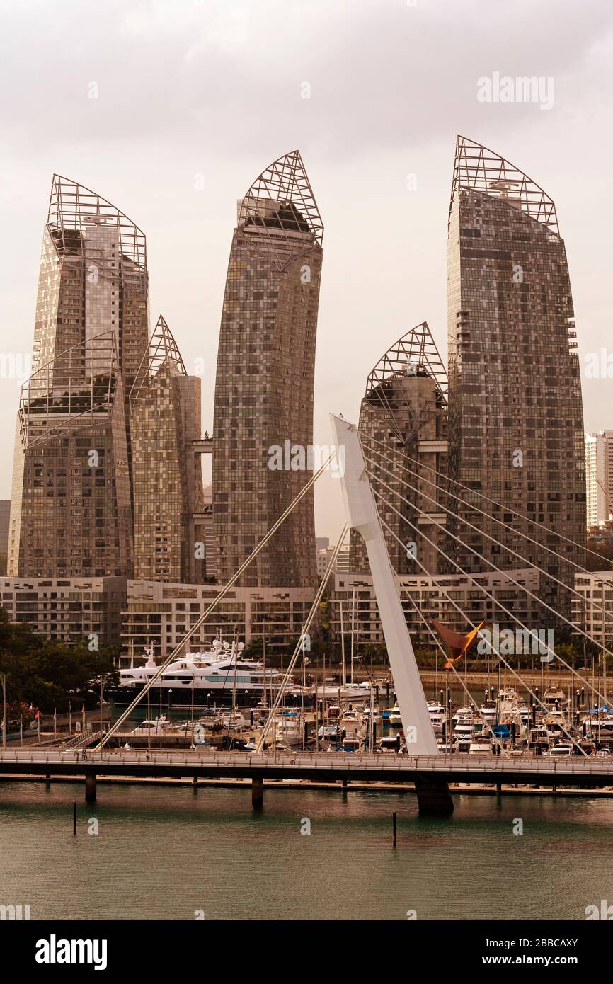 Bridge keppel bay marina hi-res stock photography and images - Alamy