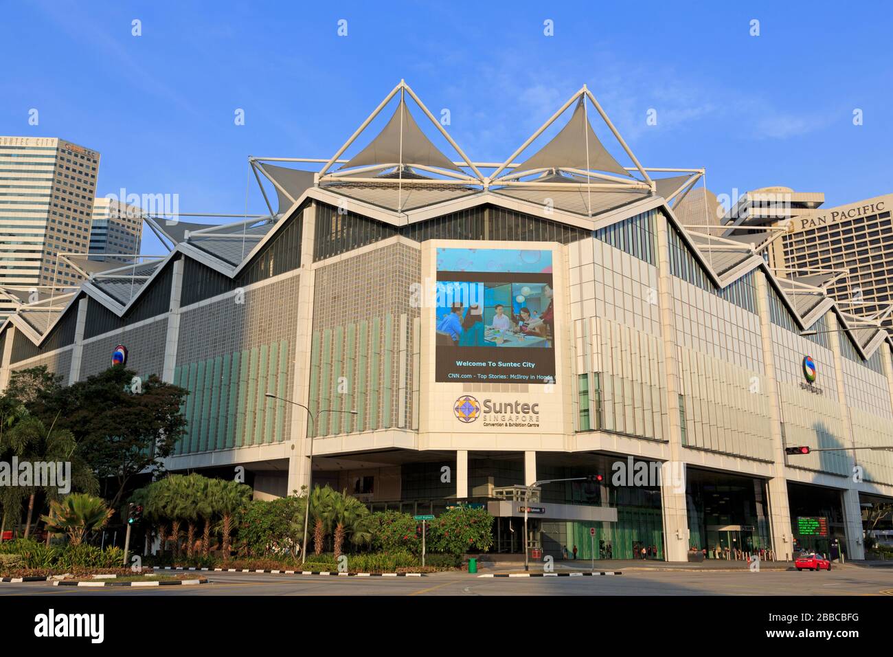 Trade and convention center hi-res stock photography and images - Alamy