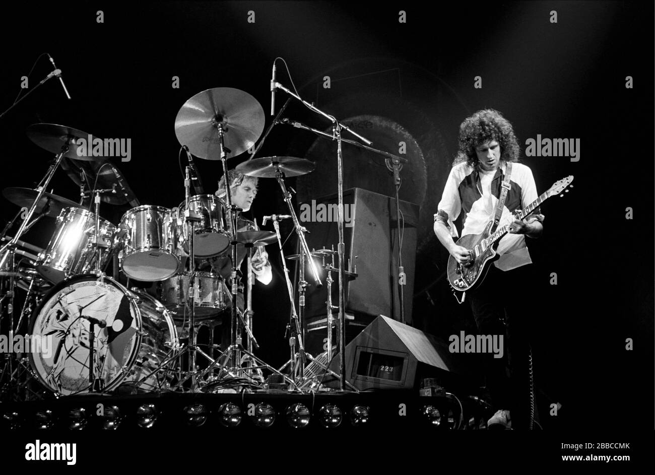 Queen philadelphia 1982 hi-res stock photography and images - Alamy