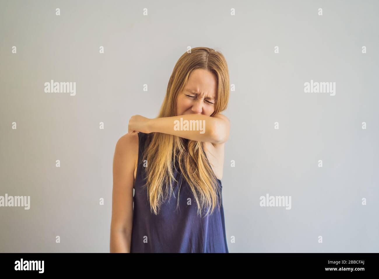 Comparison between wrong and right way to sneeze to prevent virus ...