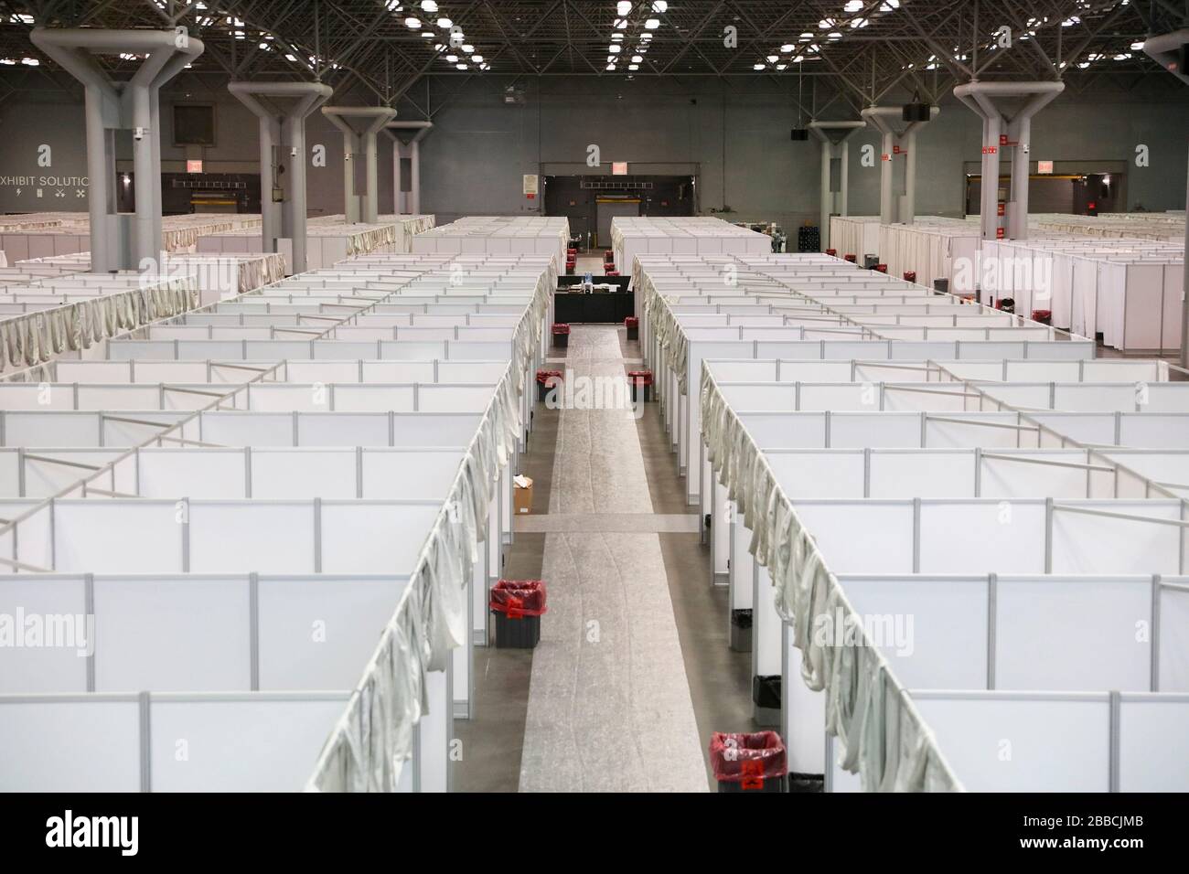 Temporary field hospital usa hi-res stock photography and images - Alamy