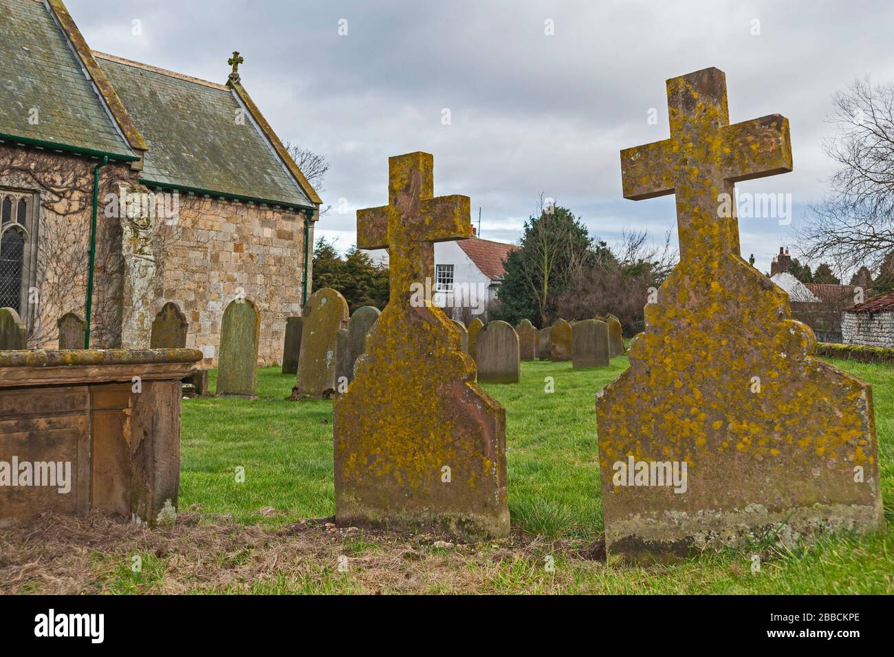 Old church and graveyard in an english rural countryside community ...