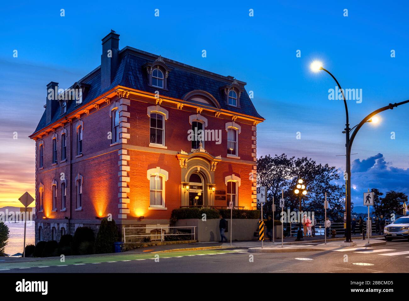 Canada customs house hi-res stock photography and images - Alamy