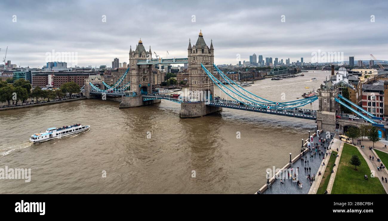 Balcony view of london hi-res stock photography and images - Alamy