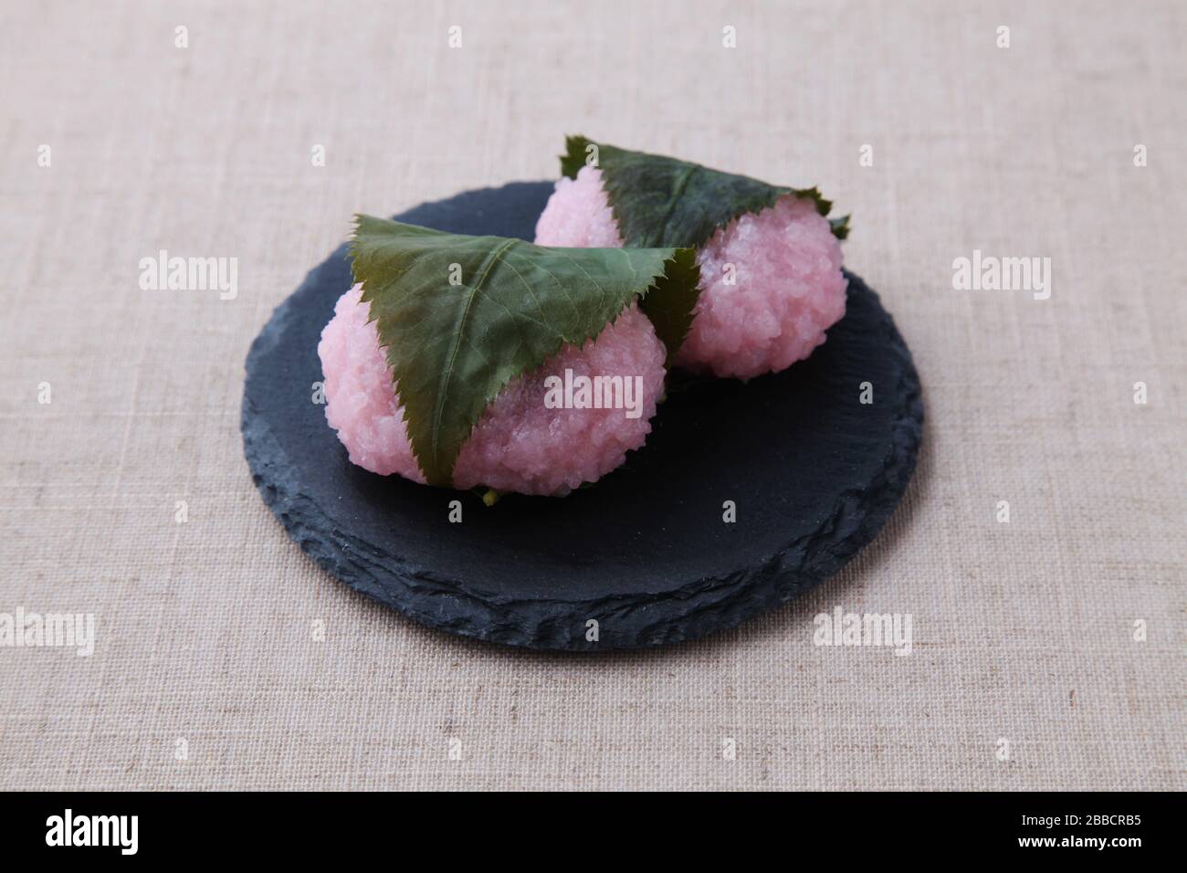 Sakura mochi hi-res stock photography and images - Alamy