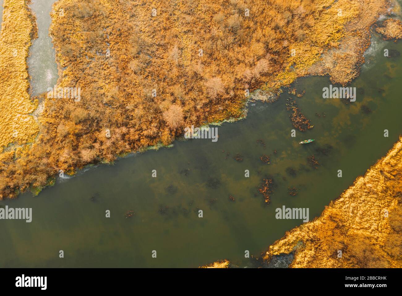 Flat dry marsh land hi-res stock photography and images - Alamy