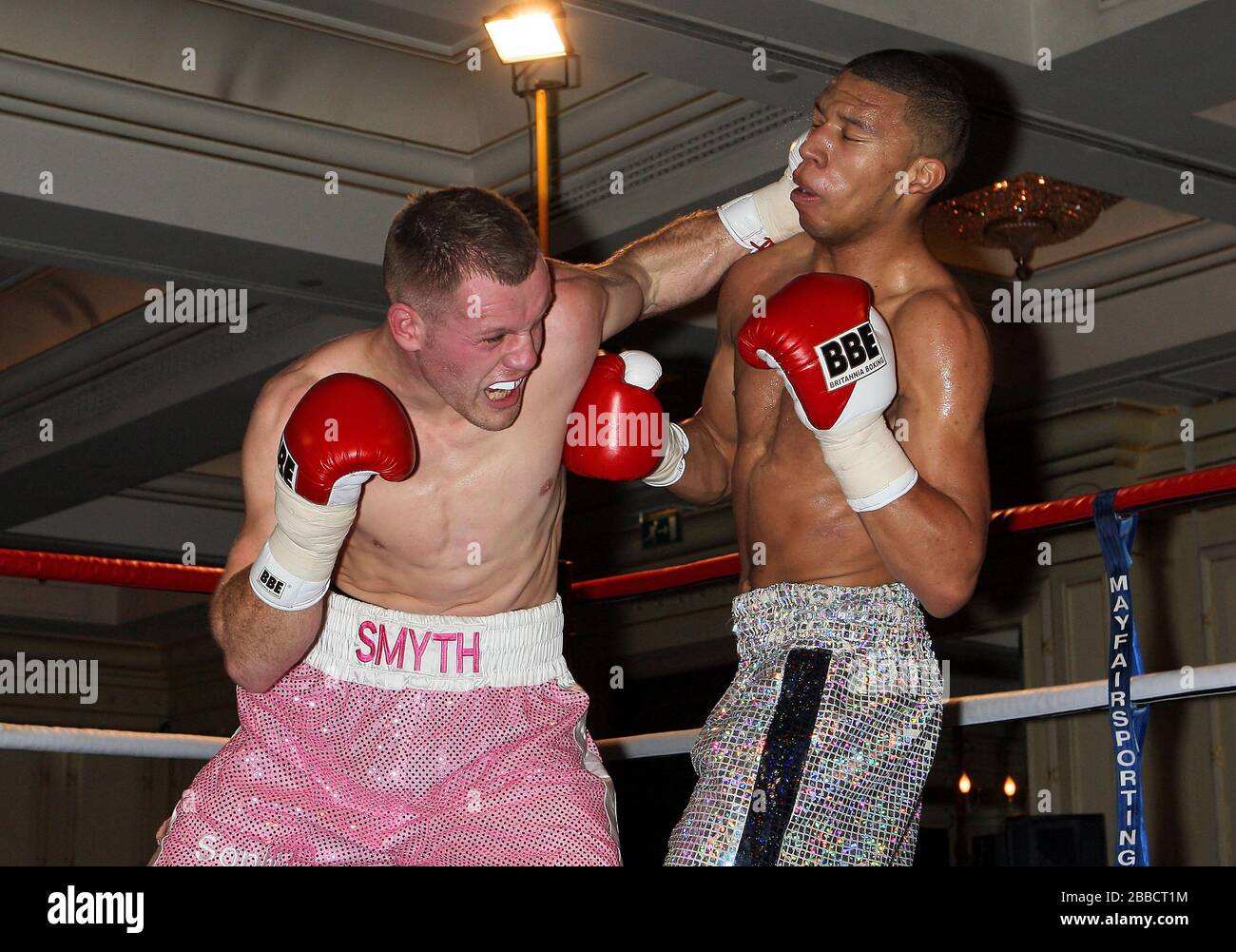 Lee Duncan (silver shorts) defeats Joe Smyth in a Light-Heavyweight ...
