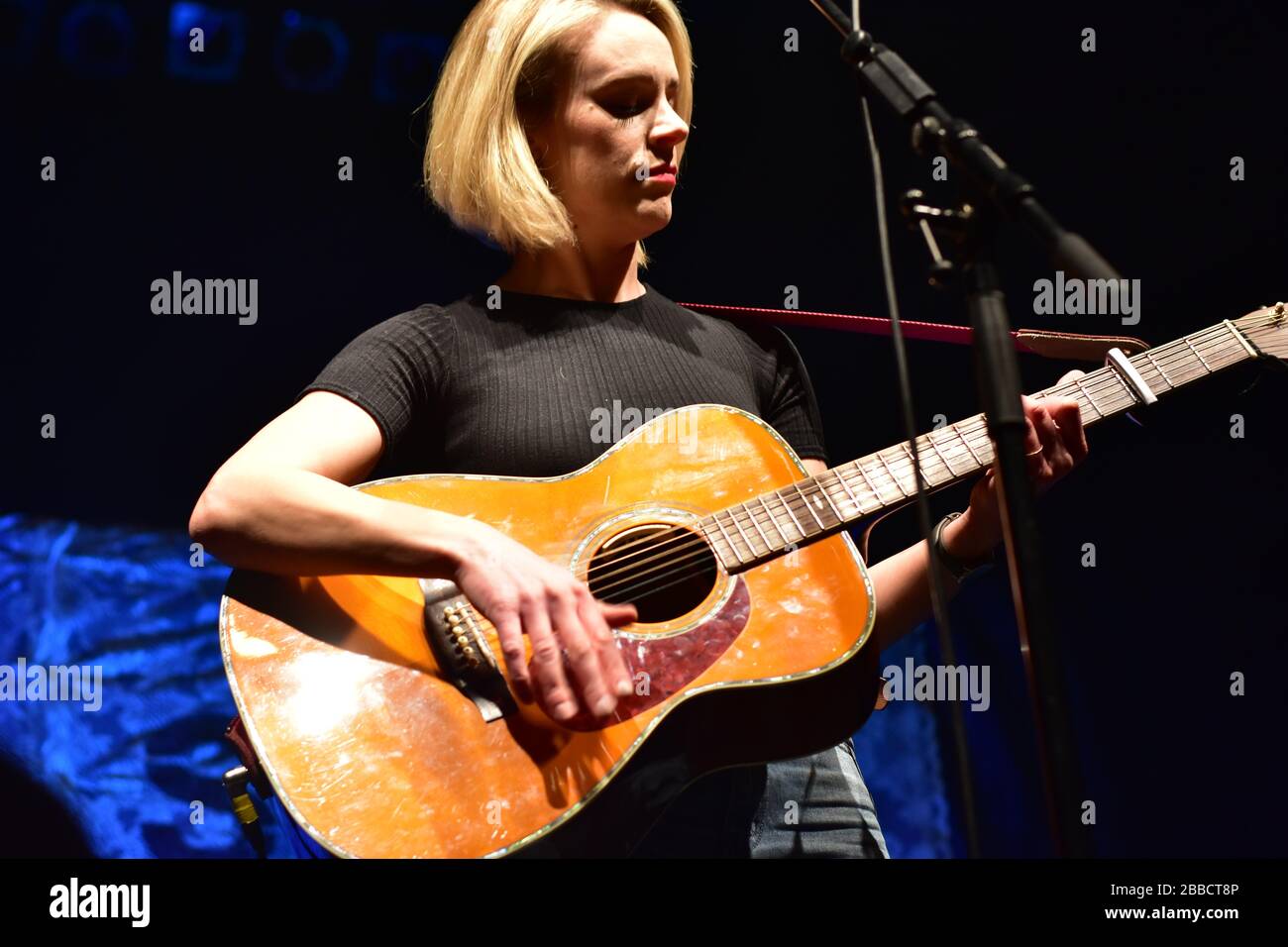 Jessica guise hi-res stock photography and images - Alamy