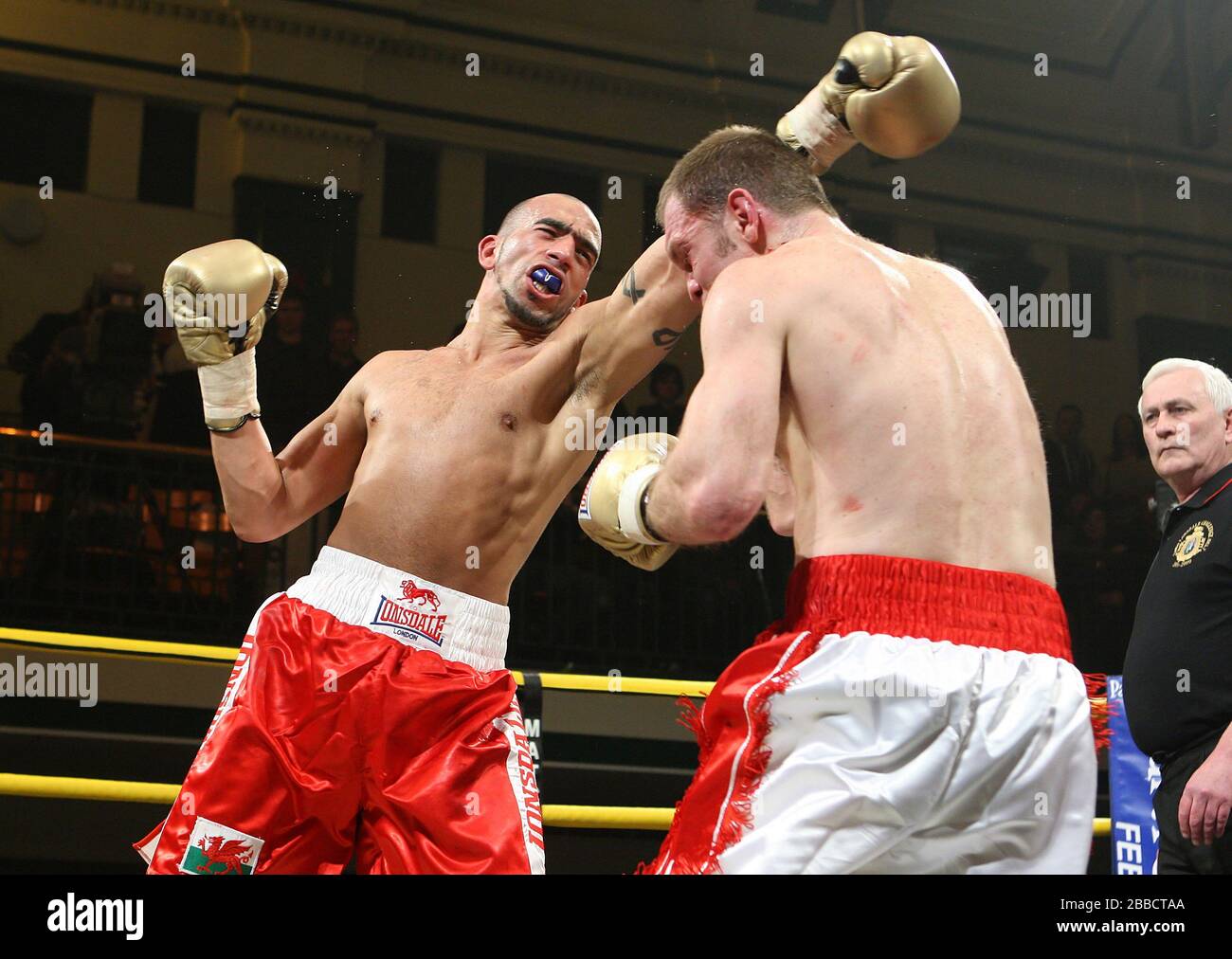 Boxing sinclair hi-res stock photography and images - Alamy