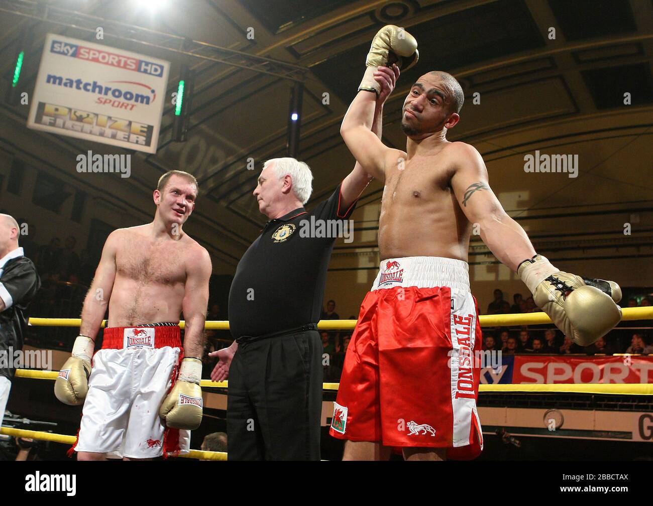 Boxing sinclair hi-res stock photography and images - Alamy