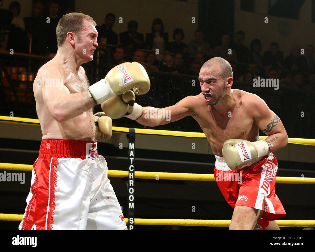 Boxing sinclair hi-res stock photography and images - Alamy