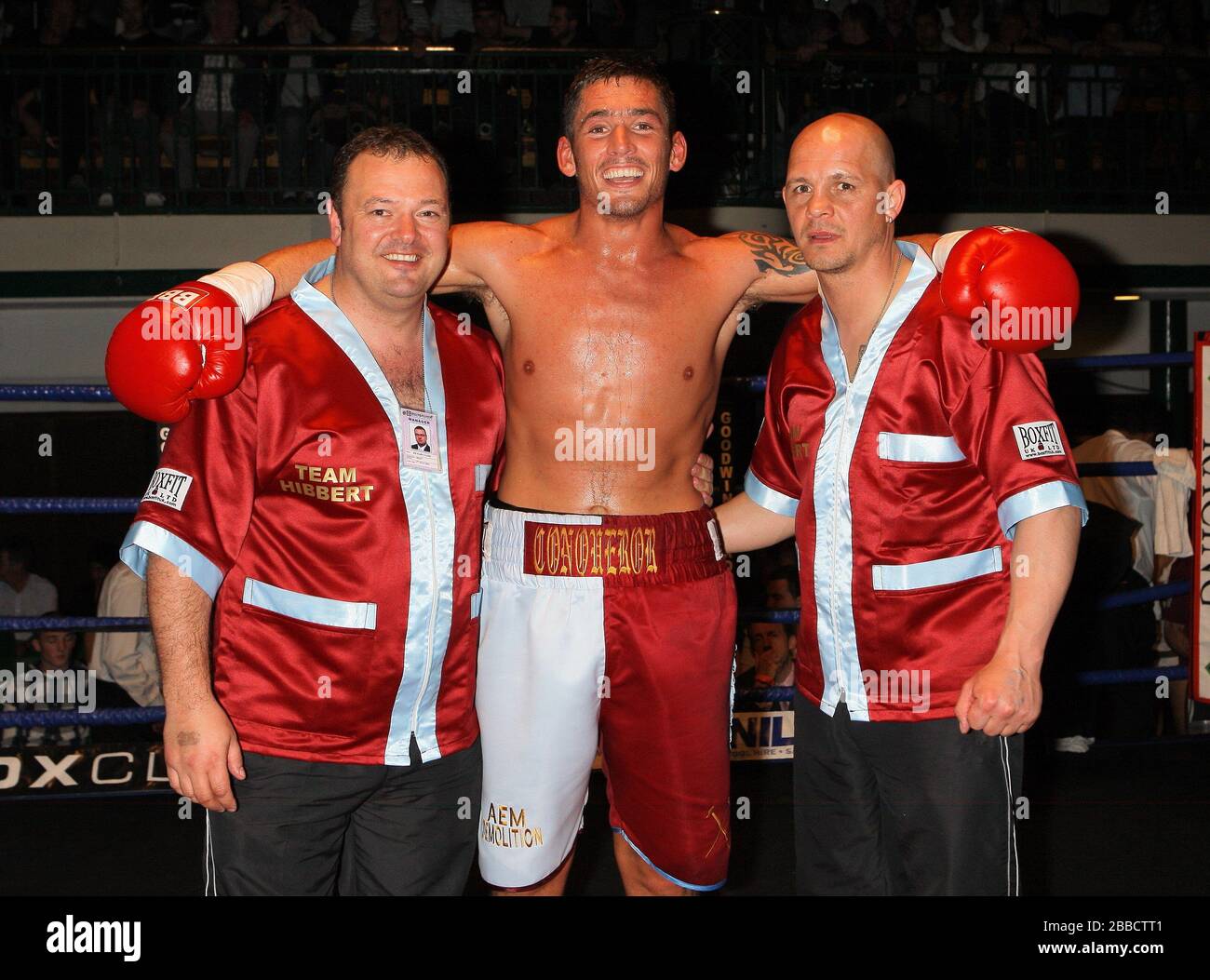 Tony Conquest (claret/blue shorts) defeats Tayar Mehmed in a ...