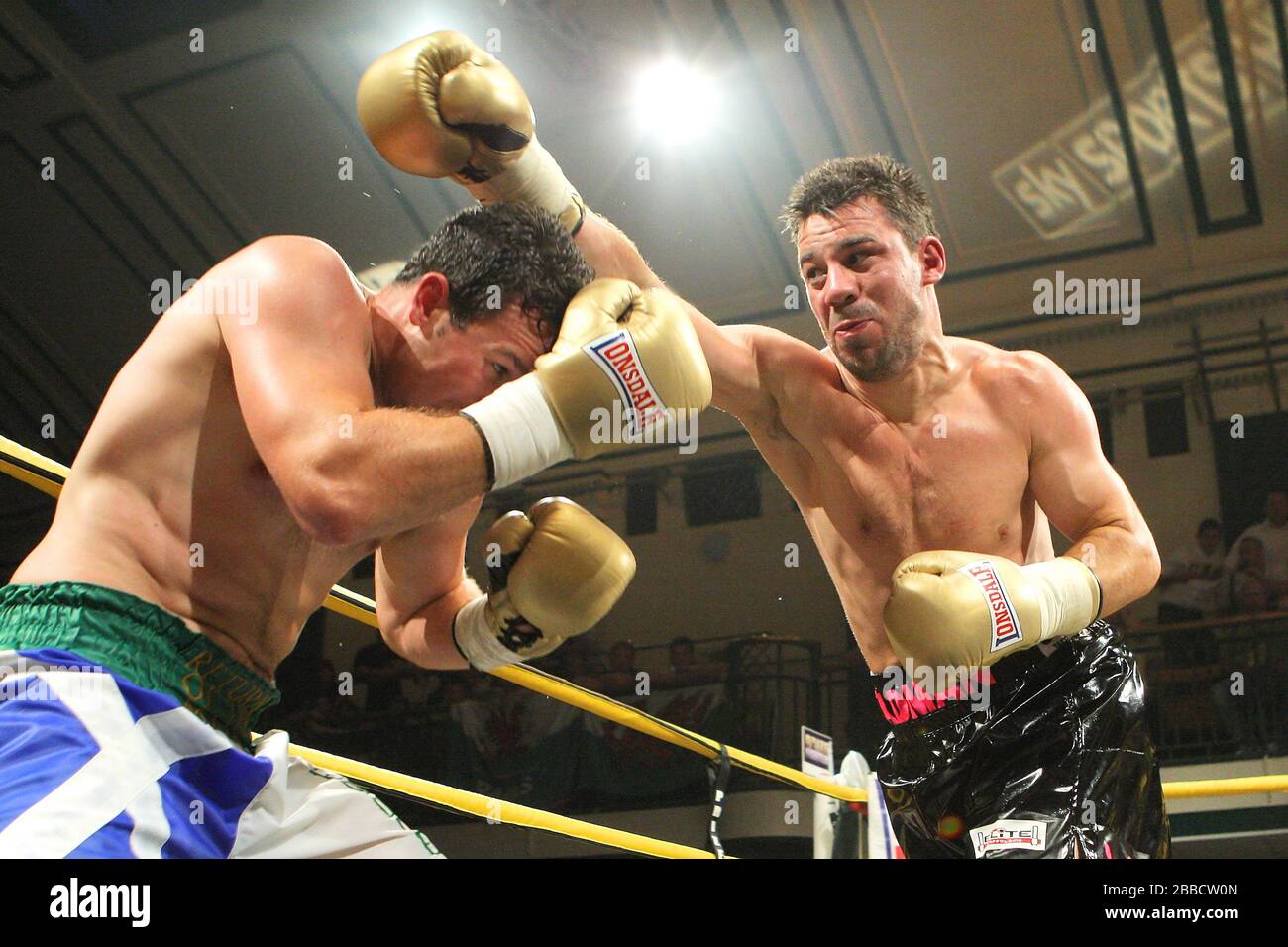 Daniel Cadman (black/pink shorts) defeats Eddie McIntosh in Round One ...