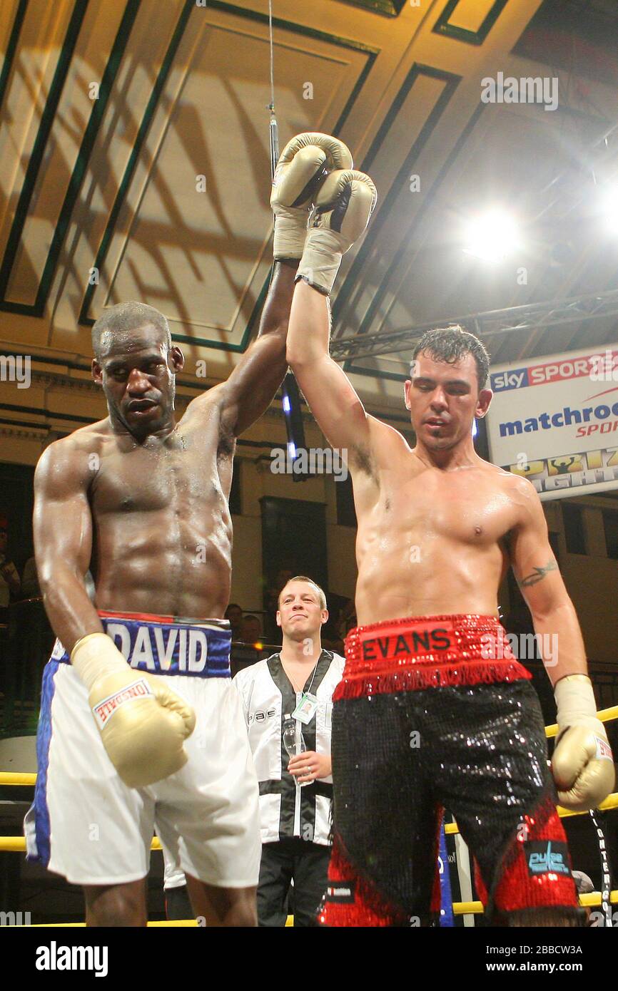 Paul David (white/blue shorts) defeats Jeff Evans in the Semi-Final of ...