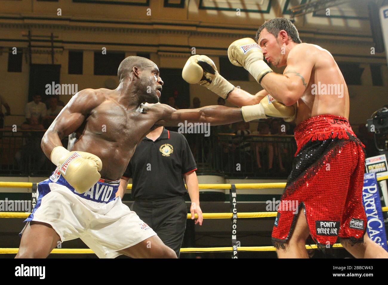 Paul David (white/blue shorts) defeats Jeff Evans in the Semi-Final of ...