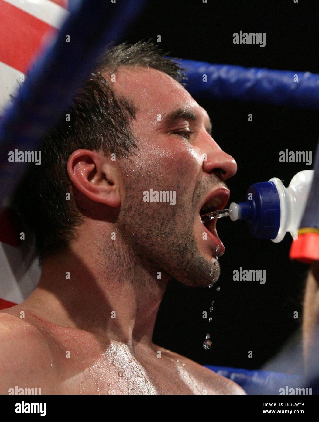 Frederic Gosset in his corner, Ricky Owen (Swansea, white shorts ...