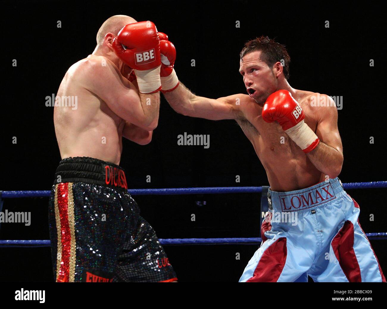 Michael Lomax (Chingford, blue shorts) defeats Craig Dickson (Glasgow ...
