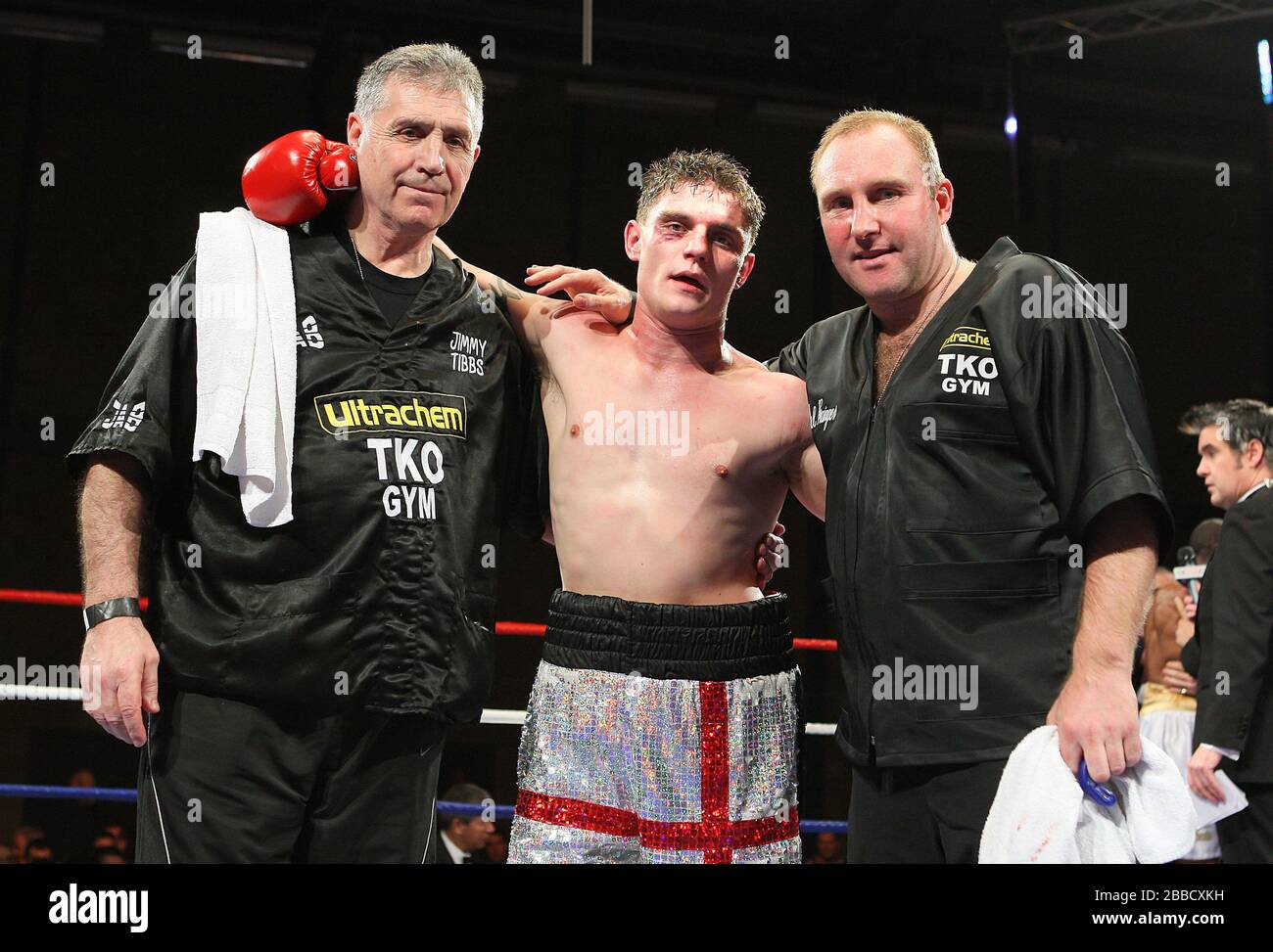 Daryl Setterfield (silver shorts) defeats Daryl Setterfield in a Light ...