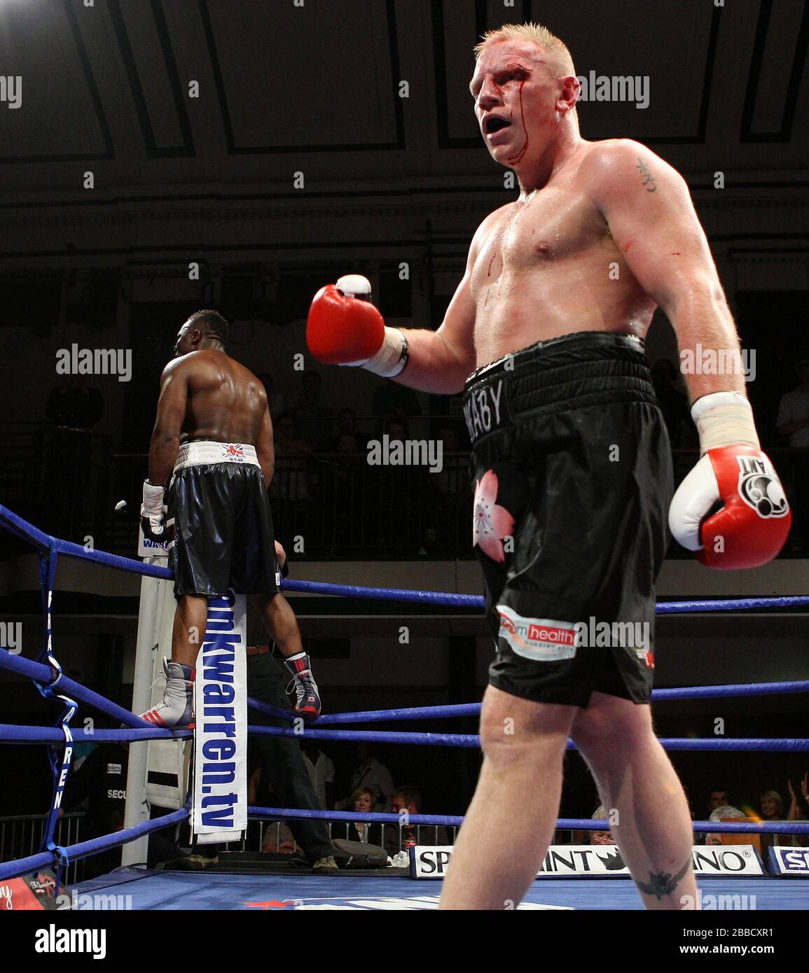 Derek Chisora (Finchley, Union Jack shorts) defeats Lee Swaby (Lincoln ...