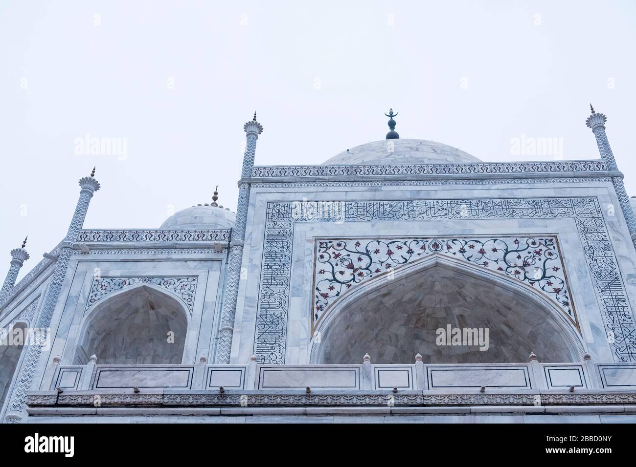 Taj mahal architecture wall hi-res stock photography and images - Alamy
