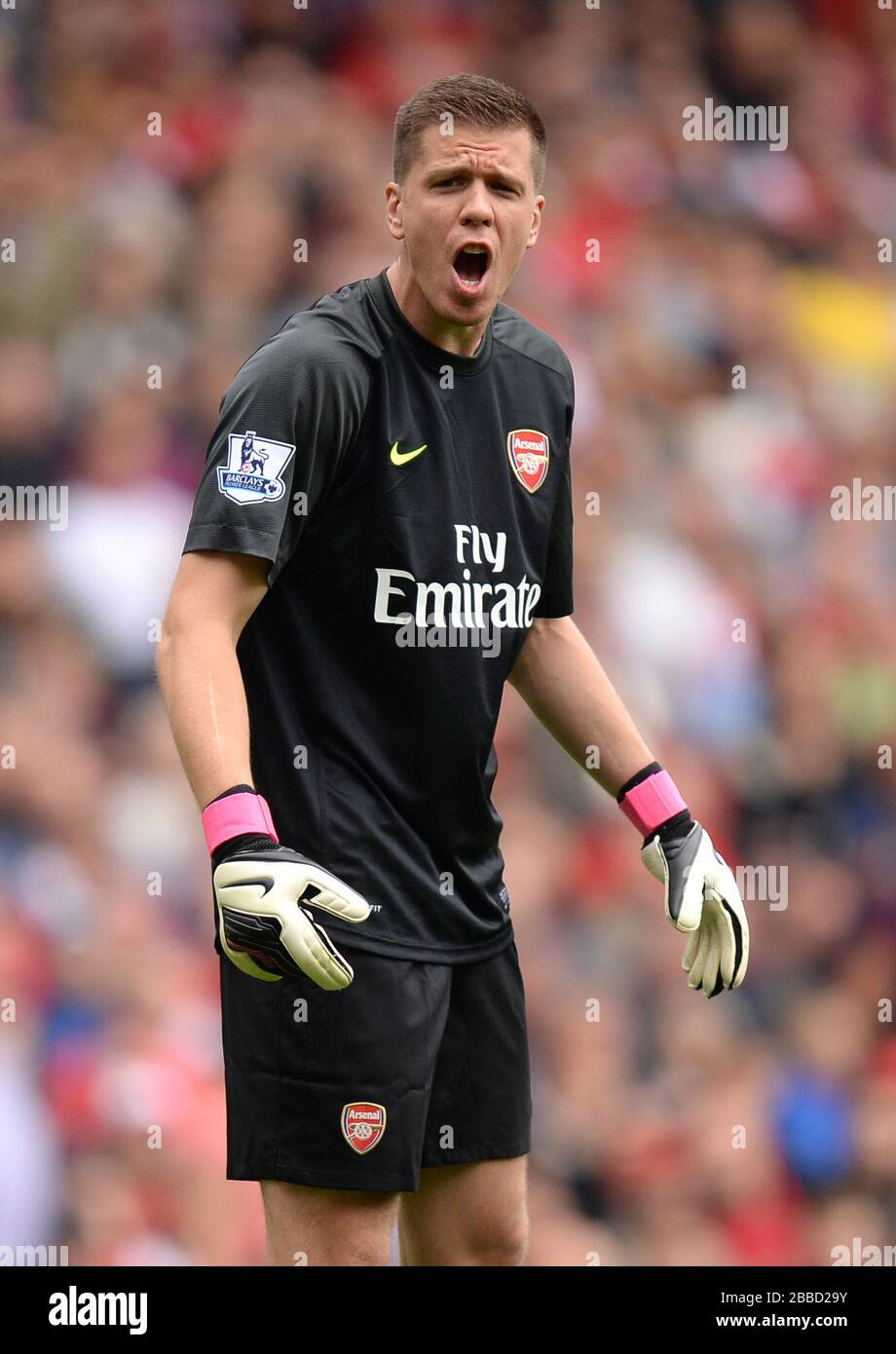 Wojciech szczesny, arsenal goalkeeper hi-res stock photography and ...