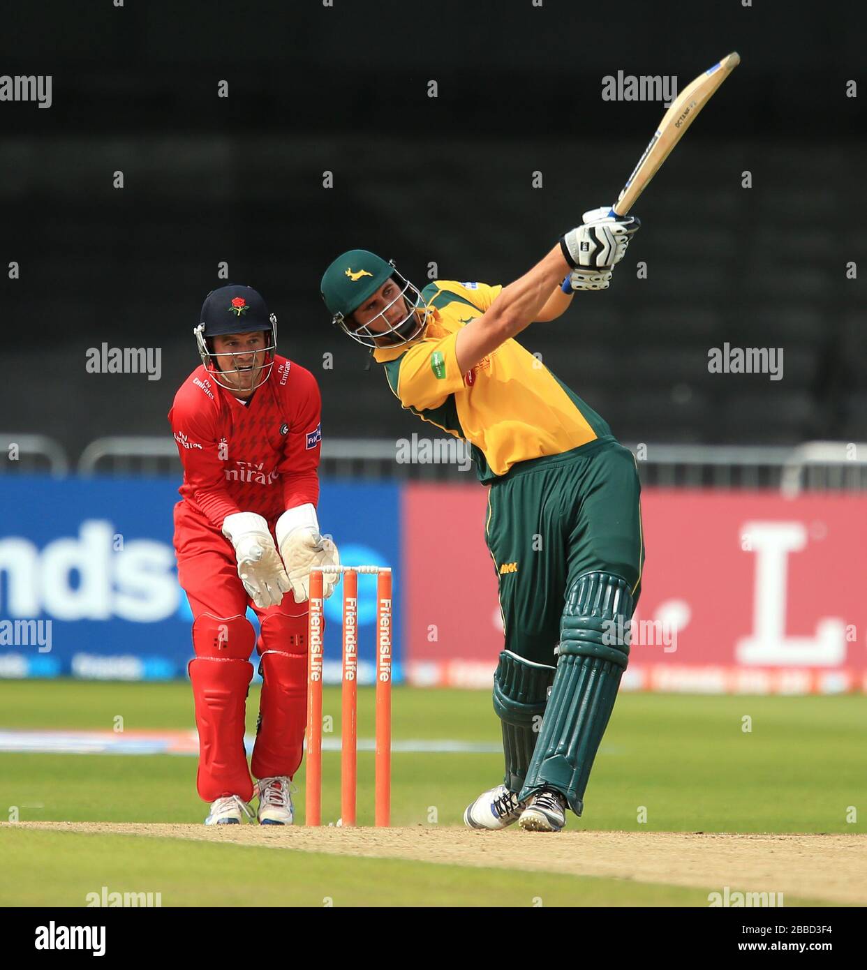 Notts outlaws alex hales bats hi-res stock photography and images - Alamy