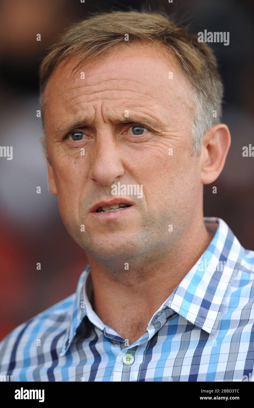 Mark yates manager hi-res stock photography and images - Alamy