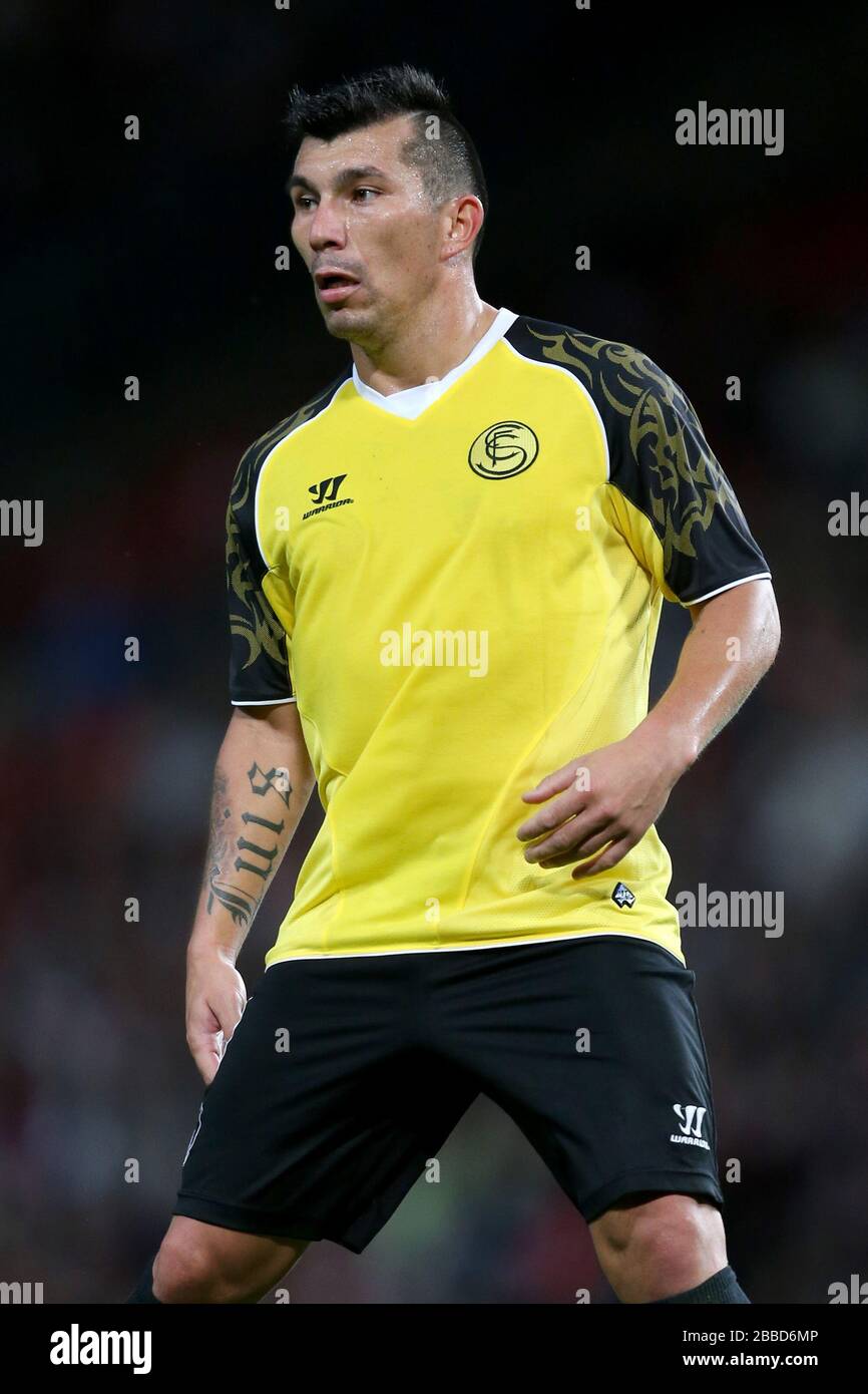 Gary Medel, Sevilla Stock Photo - Alamy