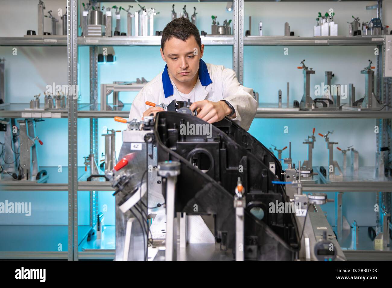 inspection of plastic casting using 3D measuring instrument in ...