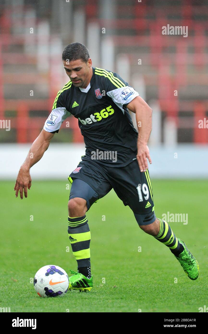 Jonathan walters wrexham hi-res stock photography and images - Alamy