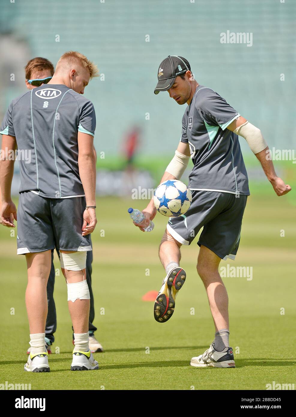 Surrey's Tim Linley (right) during training Stock Photo - Alamy