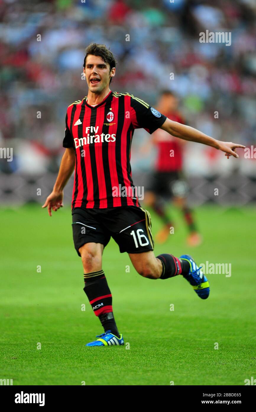 Andrea Poli, AC Milan Stock Photo - Alamy