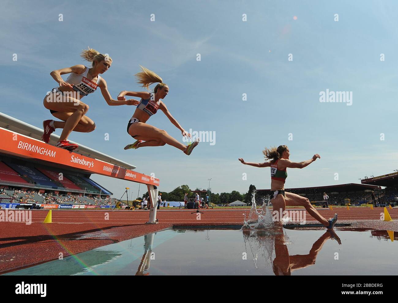 300 metres hi-res stock photography and images - Alamy