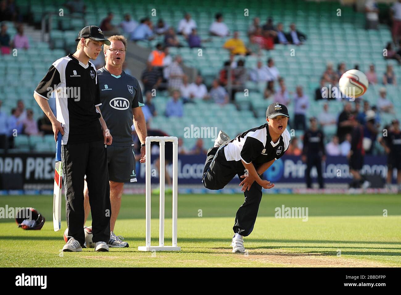 The visually impaired cricket team play blind cricket before the game ...