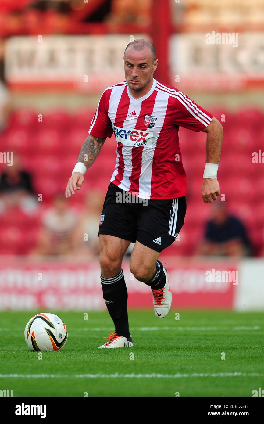 Alan McCormack, Brentford Stock Photo - Alamy
