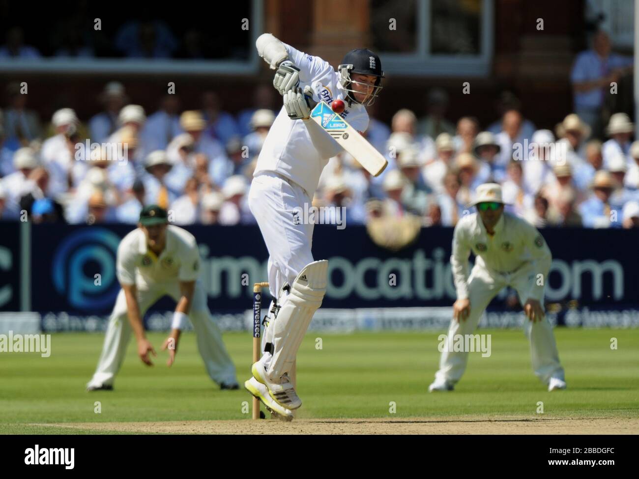 Stuart broad bats hi-res stock photography and images - Alamy