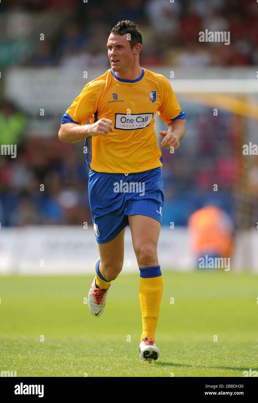 Lee beevers hi-res stock photography and images - Alamy