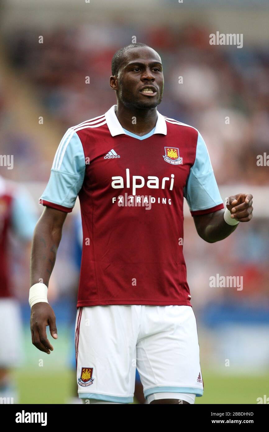 Guy demel hi-res stock photography and images - Alamy
