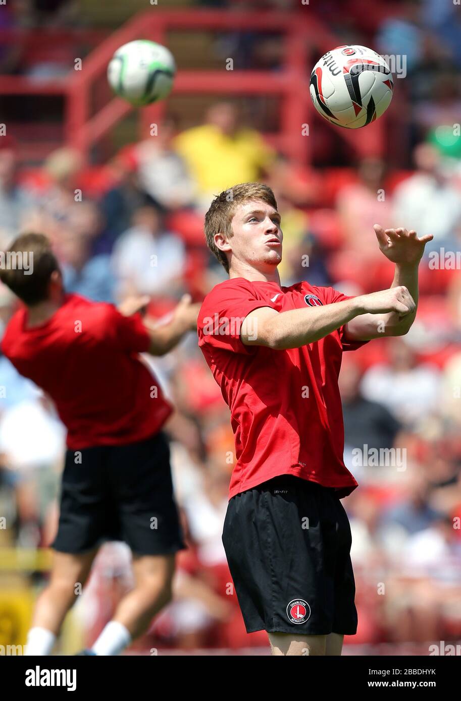 Charlton athletics kevin feely hi-res stock photography and images - Alamy