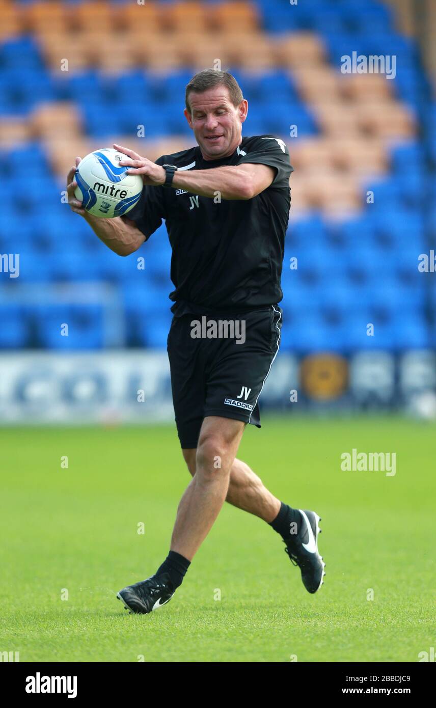 John Vaughan, Birmingham City goalkeeping coach Stock Photo - Alamy
