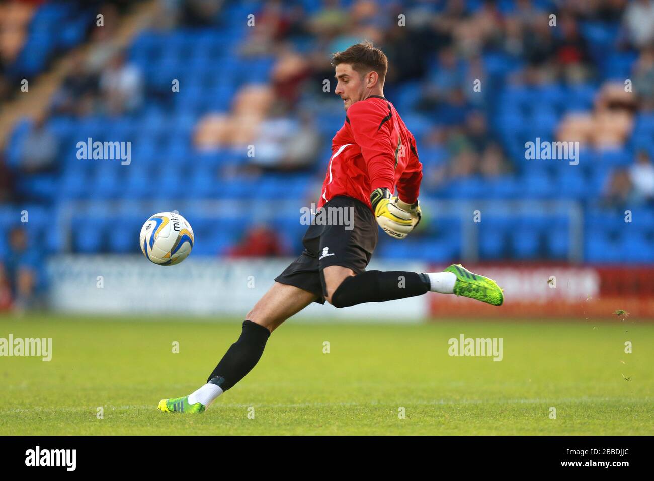 Goalkeeper joe anyon hi-res stock photography and images - Alamy