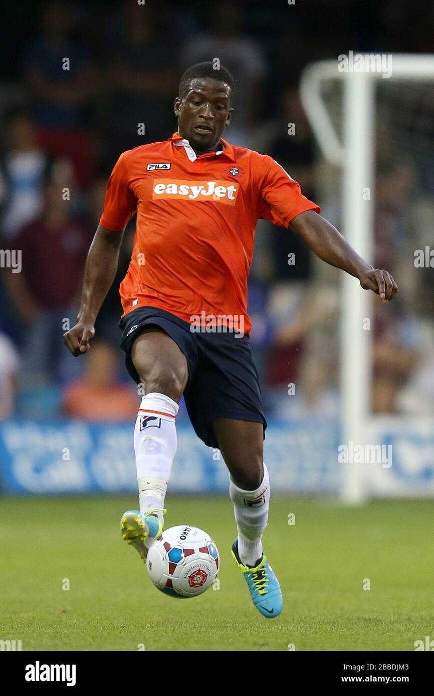 Solomon Taiwo, Luton Town Stock Photo - Alamy
