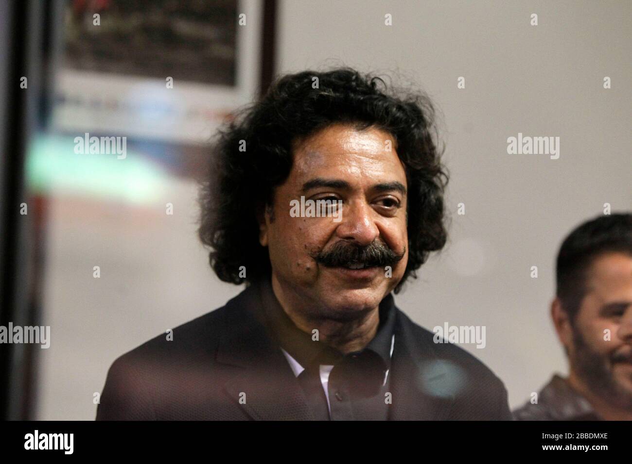 New Fulham owner Shahid Khan, in the stands Stock Photo - Alamy