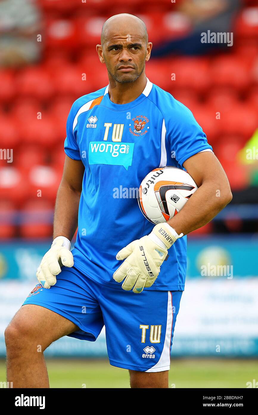 Goalkeeping Coach Tony Warner, Blackpool Stock Photo - Alamy